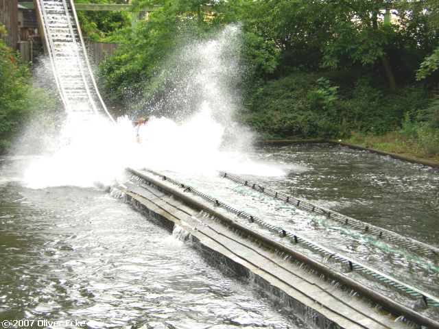 River Splash - Bellewaerde Park - België - European Water Ride DataBase